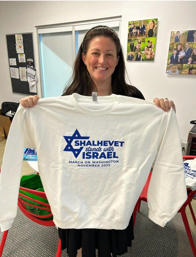 Customized Merch For Local Synagogues | Jewish Event Merch
